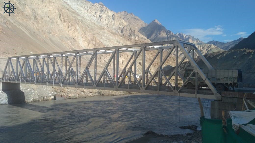 3 True Facts: How the Bridge across Zanskar is affecting trekking in ...